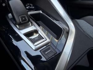 Brūns Peugeot 3008 2018 Viļņa, ar dzinēja tilpumu 1.20 L un nobraukumu 172 tūkst. km par 11500 €, foto 26 vietnē AUTOMOTO.COM.LV