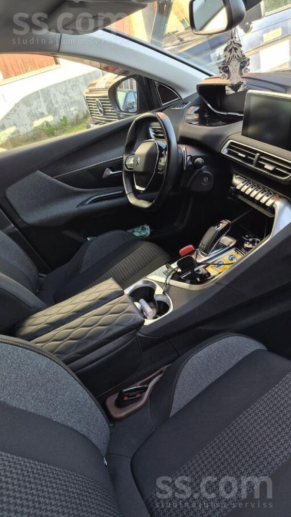 Peugeot 3008 2018 Rīga vietnē Brūns Peugeot 3008 2018 Rīga, ar dzinēja tilpumu 1.60 L un nobraukumu 35 tūkst. km par 15900 €, foto 9 vietnē AUTOMOTO.COM.LV