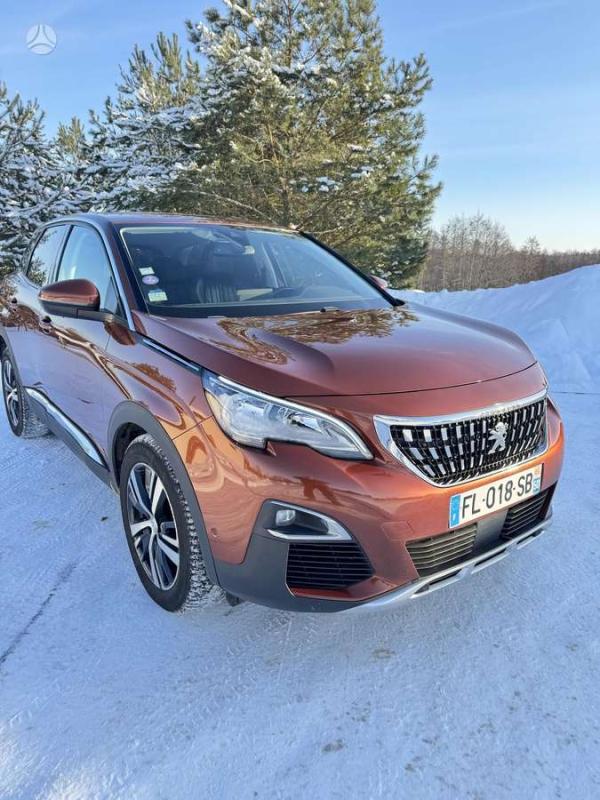 Brown Peugeot 3008 2019 in Vilnius, with an engine capacity of 1.20 L and mileage of 201 thousand km for 10750 €, photo 3 on AUTOMOTO.COM.LV