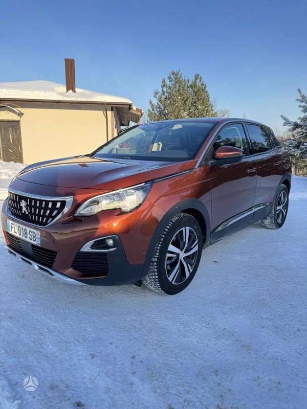 Brown Peugeot 3008 2019 in Vilnius, with an engine capacity of 1.20 L and mileage of 201 thousand km for 10750 €, photo 5 on AUTOMOTO.COM.LV