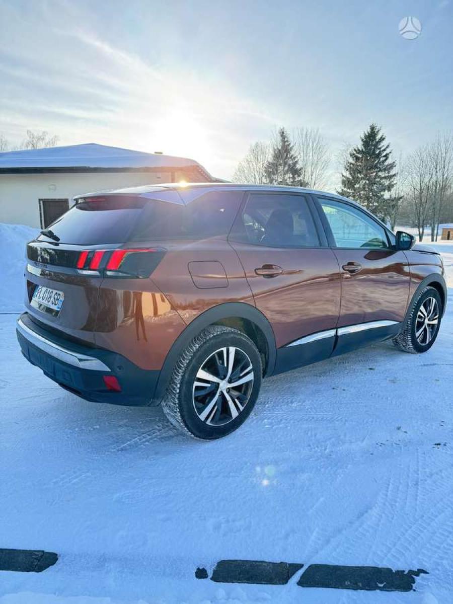 Brown Peugeot 3008 2019 in Vilnius, with an engine capacity of 1.20 L and mileage of 201 thousand km for 10750 €, photo 7 on AUTOMOTO.COM.LV