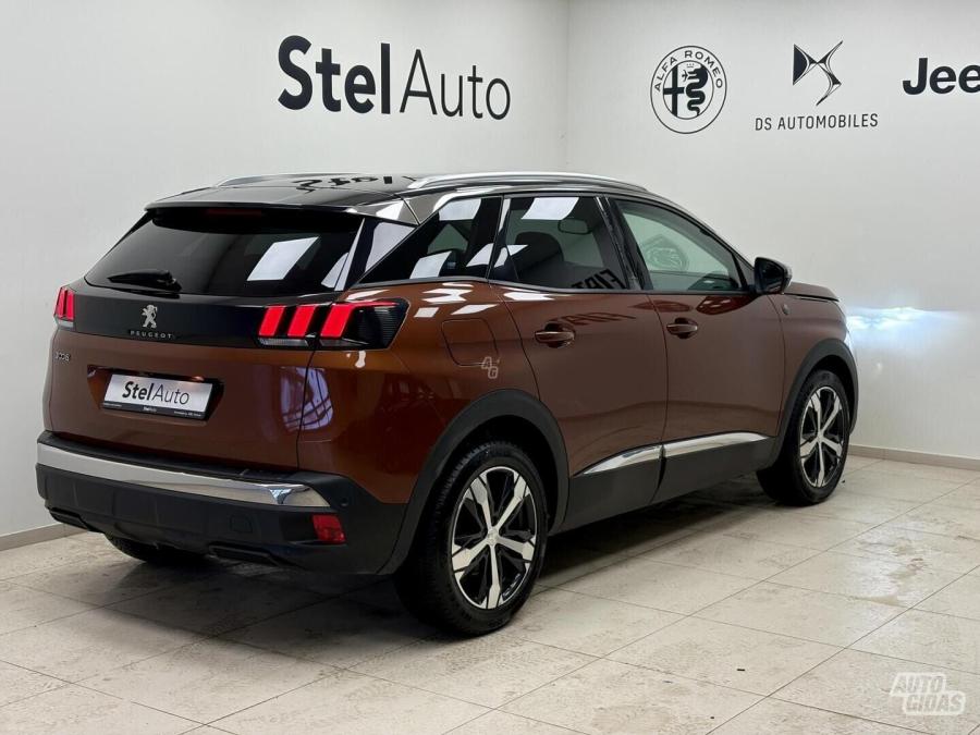 Brown Peugeot 3008 2019 in Vilnius, with an engine capacity of 1.20 L and mileage of 125 thousand km for 16450 €, photo 5 on AUTOMOTO.COM.LV