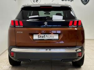 Brown Peugeot 3008 2019 in Vilnius, with an engine capacity of 1.20 L and mileage of 125 thousand km for 16450 €, photo 7 on AUTOMOTO.COM.LV