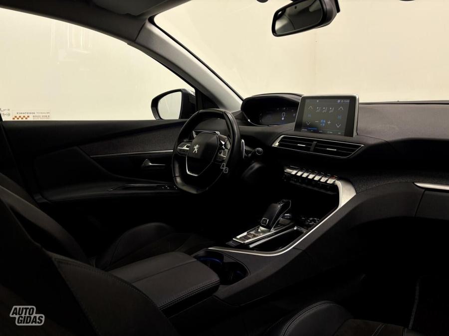 Brown Peugeot 3008 2019 in Vilnius, with an engine capacity of 1.20 L and mileage of 125 thousand km for 16450 €, photo 26 on AUTOMOTO.COM.LV