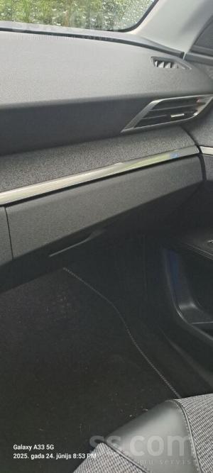 Brūns Peugeot 3008 2019 Madona, ar dzinēja tilpumu 1.50 L un nobraukumu 99 tūkst. km par 15500 €, foto 4 vietnē AUTOMOTO.COM.LV