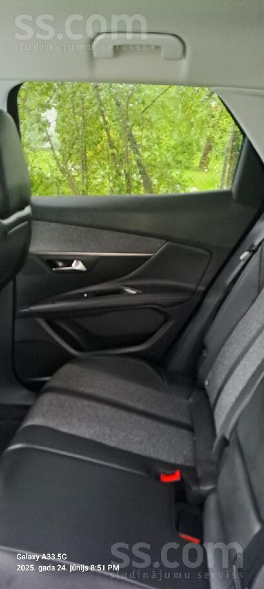 Brūns Peugeot 3008 2019 Madona, ar dzinēja tilpumu 1.50 L un nobraukumu 99 tūkst. km par 15500 €, foto 8 vietnē AUTOMOTO.COM.LV