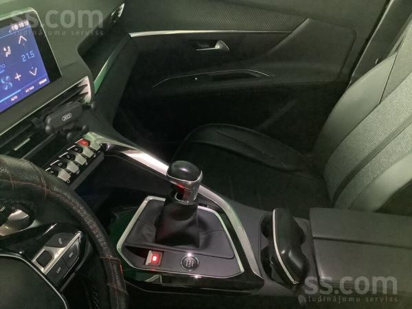 Brūns Peugeot 3008 2019 Tukums, ar dzinēja tilpumu 1.50 L un nobraukumu 180 tūkst. km par 12800 €, foto 5 vietnē AUTOMOTO.COM.LV