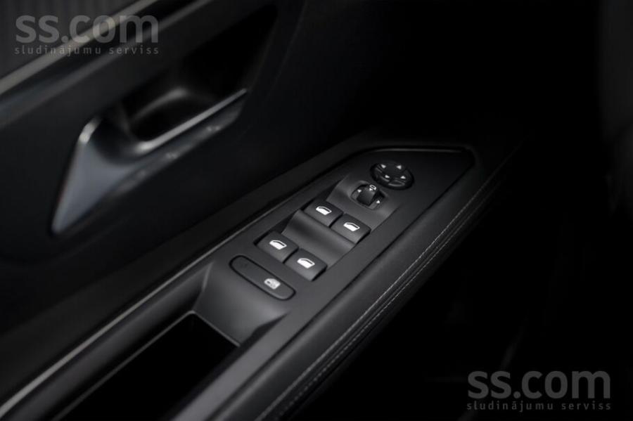 Brūns Peugeot 3008 2019 Tukums, ar dzinēja tilpumu 1.50 L un nobraukumu 183 tūkst. km par 10950 €, foto 14 vietnē AUTOMOTO.COM.LV