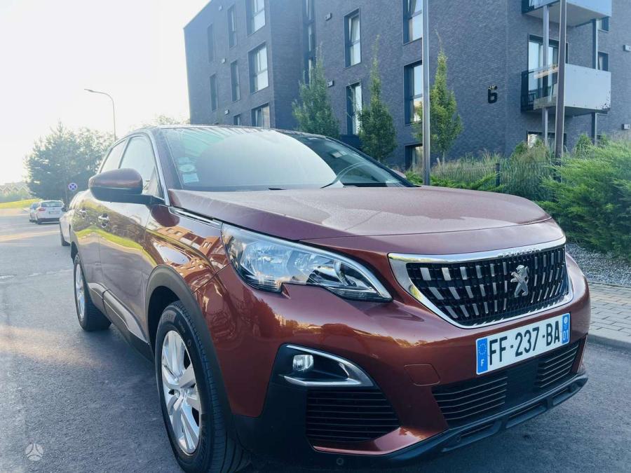 Brown Peugeot 3008 2020 in Kaunas, with an engine capacity of 1.50 L and mileage of 214 thousand km for 11690 €, photo 9 on AUTOMOTO.COM.LV