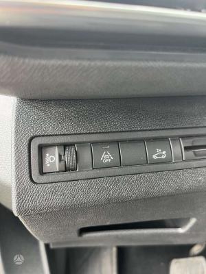 Brūns Peugeot 3008 2021 Viļņa, ar dzinēja tilpumu 1.20 L un nobraukumu 164 tūkst. km par 13915 €, foto 18 vietnē AUTOMOTO.COM.LV