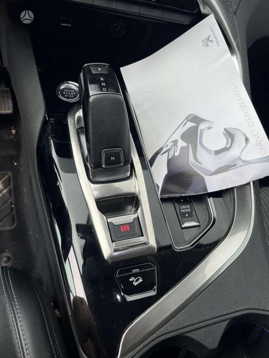 Brūns Peugeot 3008 2021 Viļņa, ar dzinēja tilpumu 1.20 L un nobraukumu 164 tūkst. km par 13915 €, foto 24 vietnē AUTOMOTO.COM.LV