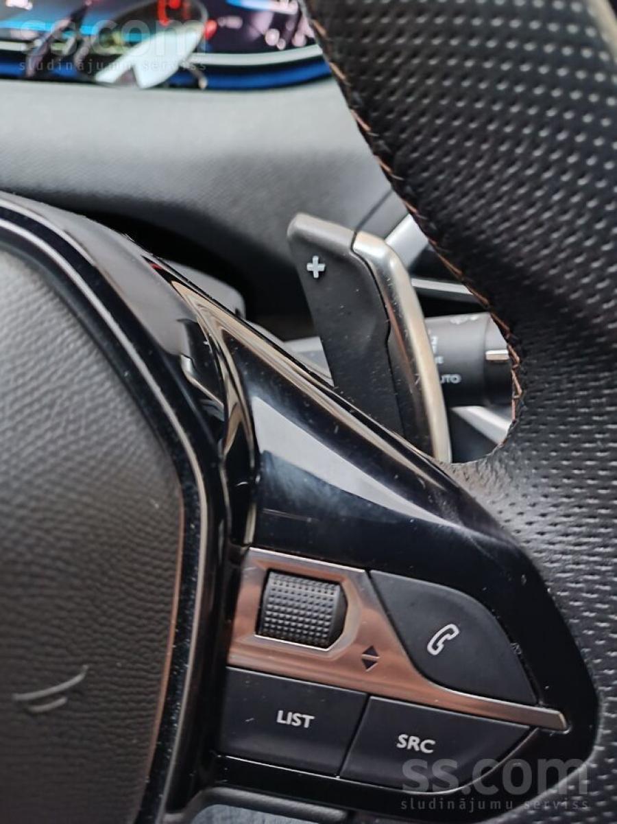 Brūns Peugeot 3008 2021 Rīga, ar dzinēja tilpumu 1.50 L un nobraukumu 42 tūkst. km par 20500 €, foto 11 vietnē AUTOMOTO.COM.LV
