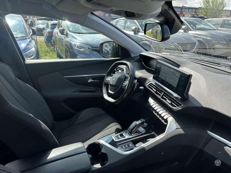 Brown Peugeot 3008 2022 in Vilnius, with an engine capacity of 1.20 L and mileage of 174 thousand km for 13672 €, photo 20 on AUTOMOTO.COM.LV