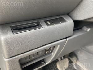 Brūns Peugeot 3008 2010 Rīga, ar dzinēja tilpumu 1.60 L un nobraukumu 288 tūkst. km par 3250 €, foto 27 vietnē AUTOMOTO.COM.LV