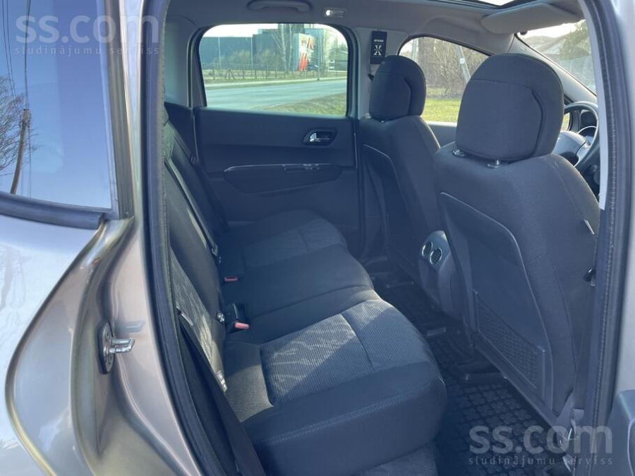 Brūns Peugeot 3008 2012 Rīga, ar dzinēja tilpumu 1.60 L un nobraukumu 178 tūkst. km par 3890 €, foto 19 vietnē AUTOMOTO.COM.LV