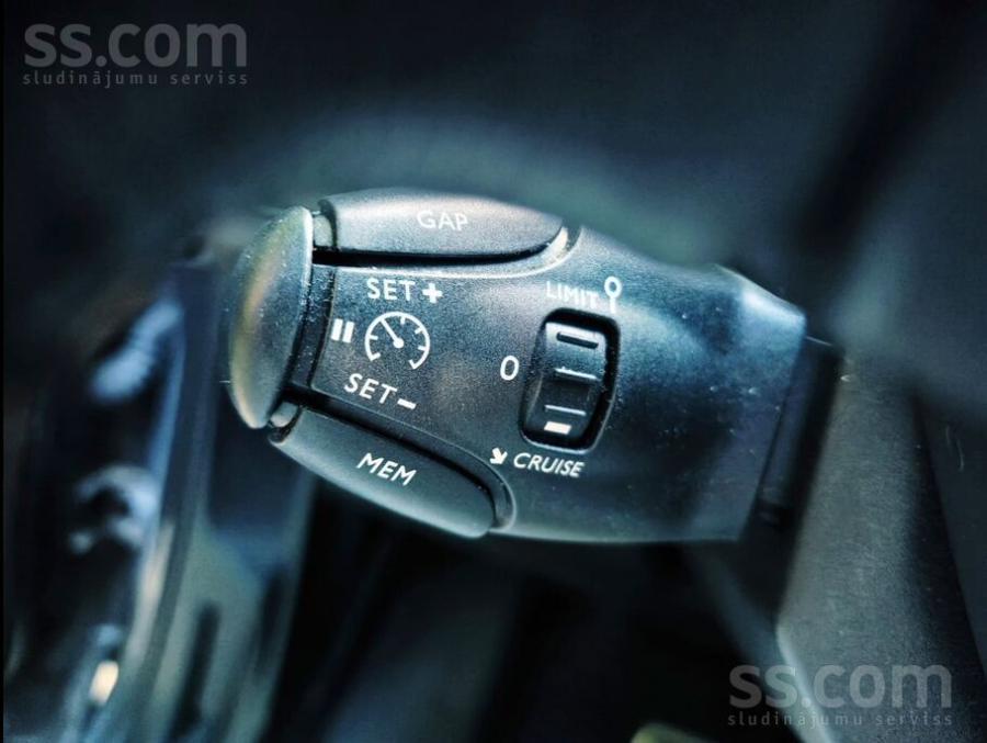 Brown Peugeot 3008 2017 in Tukums, with an engine capacity of 1.60 L and mileage of 0 thousand km for 14500 €, photo 17 on AUTOMOTO.COM.LV