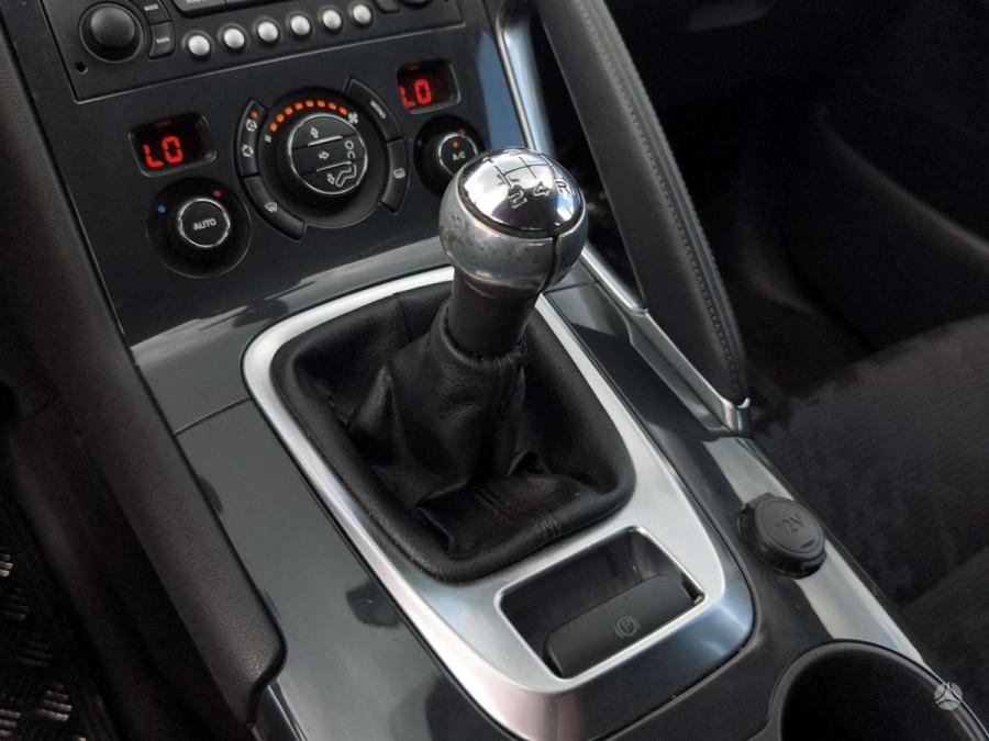 Brūns Peugeot 3008 2009 Viļņa, ar dzinēja tilpumu 1.60 L un nobraukumu 245 tūkst. km par 2999 €, foto 16 vietnē AUTOMOTO.COM.LV