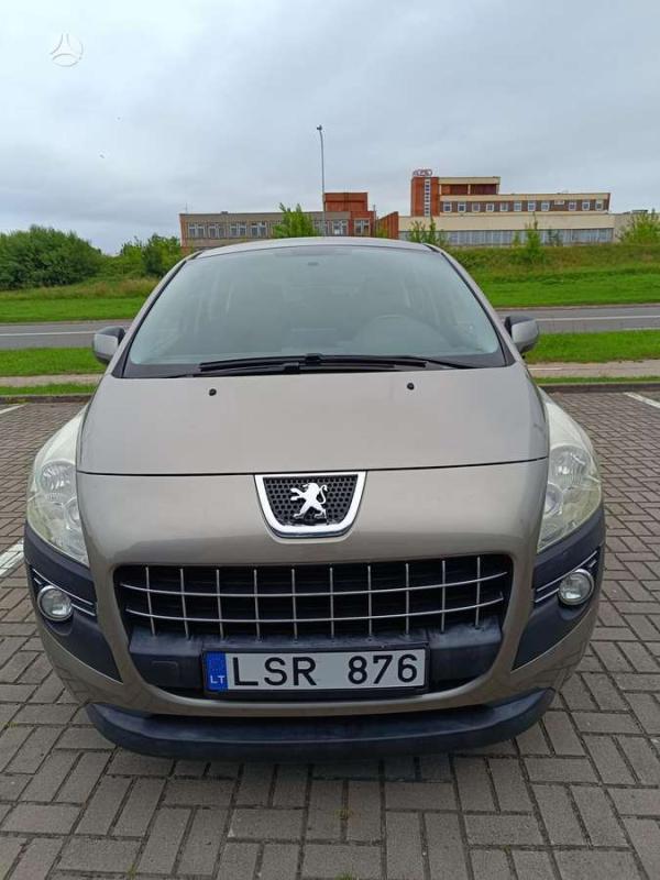 Brown Peugeot 3008 2010 in Panevezys, with an engine capacity of 2.00 L and mileage of 325 thousand km for 3100 €, photo 1 on AUTOMOTO.COM.LV
