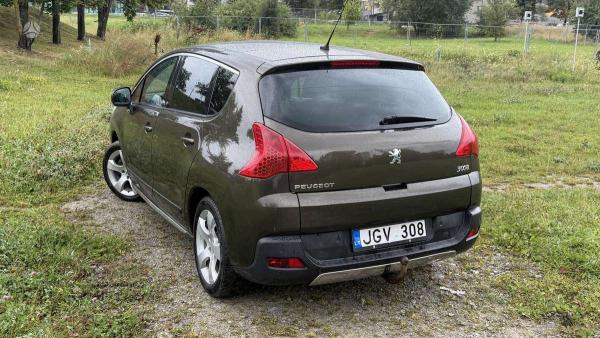 Brūns Peugeot 3008 2012 Viļņa, ar dzinēja tilpumu 2.00 L un nobraukumu 356 tūkst. km par 2999 €, foto 5 vietnē AUTOMOTO.COM.LV