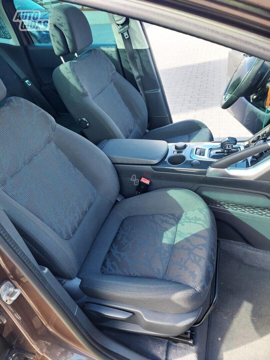 Brūns Peugeot 3008 2013 Jurbarkas, ar dzinēja tilpumu 2.00 L un nobraukumu 270 tūkst. km par 3400 €, foto 26 vietnē AUTOMOTO.COM.LV