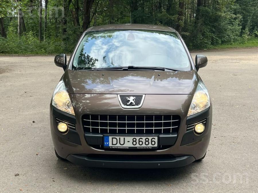 Brown Peugeot 3008 2013 in Riga, with an engine capacity of 1.60 L and mileage of 0 thousand km for 5790 €, photo 9 on AUTOMOTO.COM.LV