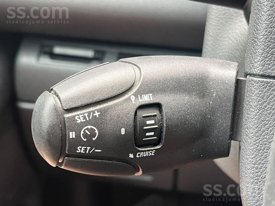 Brown Peugeot 3008 2013 in Riga, with an engine capacity of 1.60 L and mileage of 0 thousand km for 5790 €, photo 18 on AUTOMOTO.COM.LV