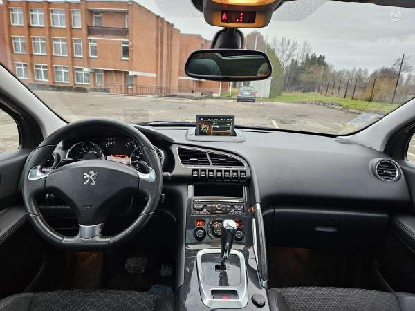 Brown Peugeot 3008 2014 in Taurage, with an engine capacity of 1.60 L and mileage of 240 thousand km for 5800 €, photo 5 on AUTOMOTO.COM.LV