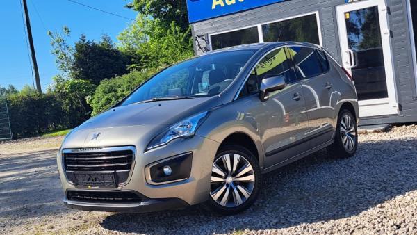 Brown Peugeot 3008 2016 in Riga, with an engine capacity of 1.20 L and mileage of 133 thousand km for 7590 €, photo 1 on AUTOMOTO.COM.LV