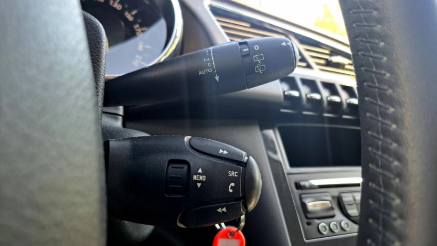 Brūns Peugeot 3008 2016 Rīga, ar dzinēja tilpumu 1.20 L un nobraukumu 133 tūkst. km par 7590 €, foto 13 vietnē AUTOMOTO.COM.LV