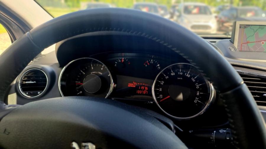 Brūns Peugeot 3008 2016 Rīga, ar dzinēja tilpumu 1.20 L un nobraukumu 133 tūkst. km par 7590 €, foto 22 vietnē AUTOMOTO.COM.LV