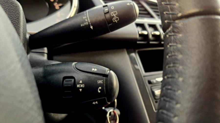 Brūns Peugeot 3008 2016 Rīga, ar dzinēja tilpumu 1.20 L un nobraukumu 133 tūkst. km par 7590 €, foto 39 vietnē AUTOMOTO.COM.LV
