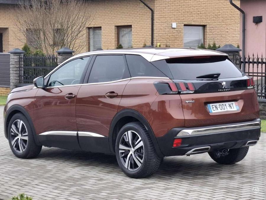 Brown Peugeot 3008 2017 in Taurage, with an engine capacity of 1.60 L and mileage of 228 thousand km for 10900 €, photo 3 on AUTOMOTO.COM.LV