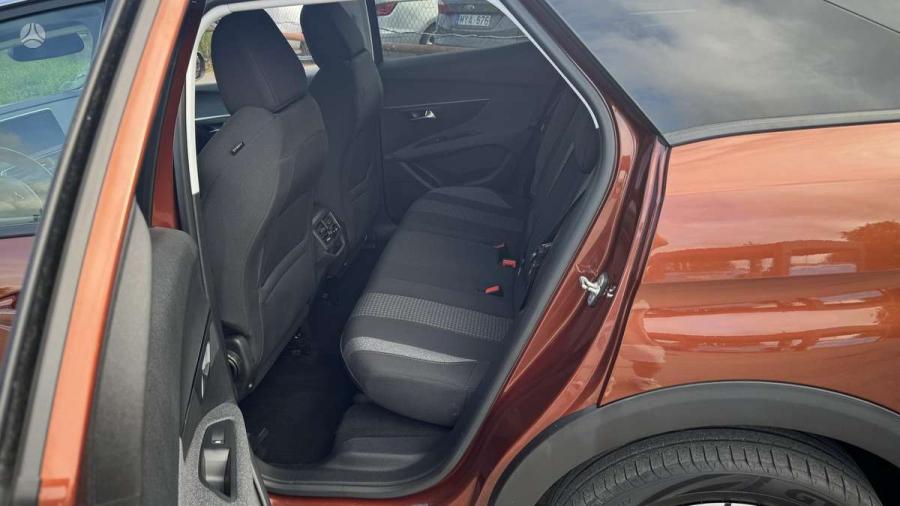 Brown Peugeot 3008 2020 in Taurage, with an engine capacity of 1.50 L and mileage of 178 thousand km for 10400 €, photo 12 on AUTOMOTO.COM.LV