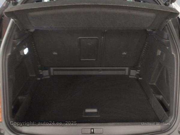 Brūns Peugeot 3008 2017 Tallina, ar dzinēja tilpumu 1.60 L un nobraukumu 139 tūkst. km par 13990 €, foto 11 vietnē AUTOMOTO.COM.LV