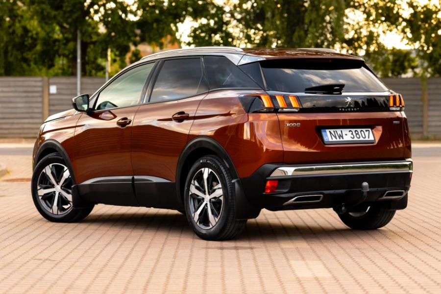 Brown Peugeot 3008 2017 in Riga, with an engine capacity of 1.20 L and mileage of 201 thousand km for 13490 €, photo 7 on AUTOMOTO.COM.LV