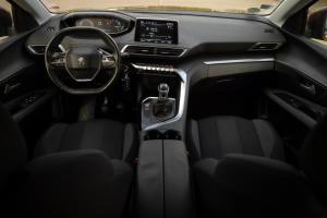 Brown Peugeot 3008 2017 in Riga, with an engine capacity of 1.20 L and mileage of 201 thousand km for 13490 €, photo 12 on AUTOMOTO.COM.LV