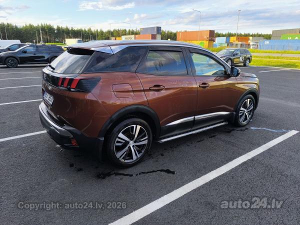 Brown Peugeot 3008 2017 in Tallinn, with an engine capacity of 1.60 L and mileage of 185 thousand km for 12590 €, photo 7 on AUTOMOTO.COM.LV