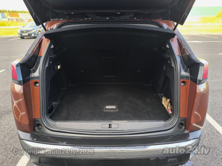 Brūns Peugeot 3008 2017 Tallina, ar dzinēja tilpumu 1.60 L un nobraukumu 185 tūkst. km par 12590 €, foto 18 vietnē AUTOMOTO.COM.LV