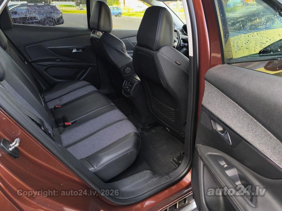 Brūns Peugeot 3008 2017 Tallina, ar dzinēja tilpumu 1.60 L un nobraukumu 185 tūkst. km par 12590 €, foto 22 vietnē AUTOMOTO.COM.LV
