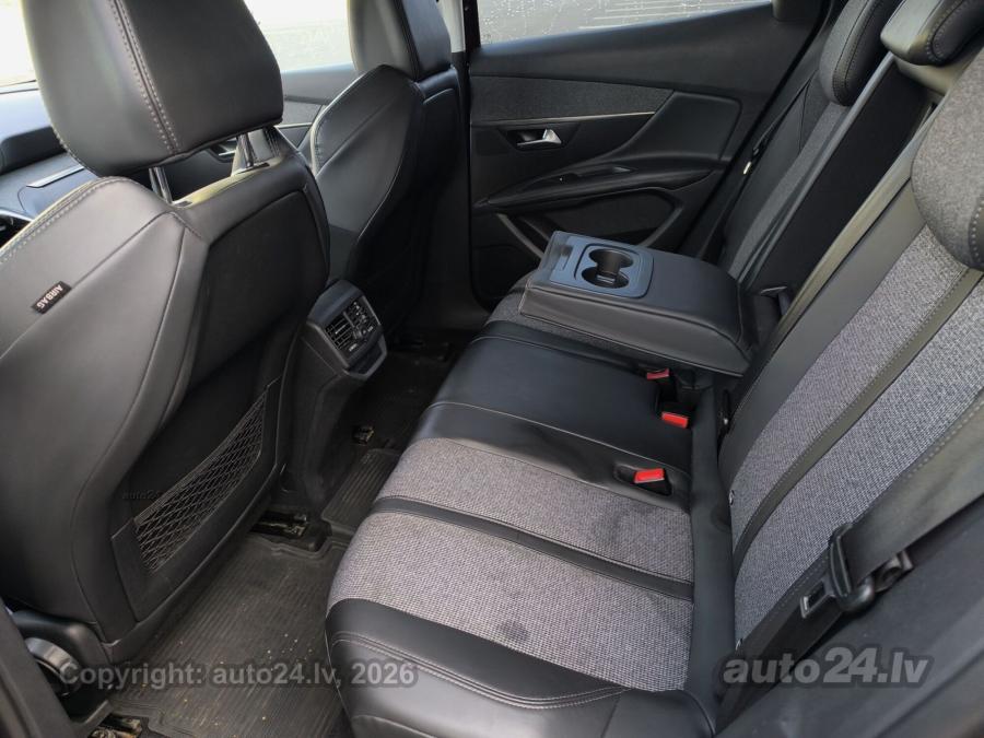 Brūns Peugeot 3008 2017 Tallina, ar dzinēja tilpumu 1.60 L un nobraukumu 185 tūkst. km par 12590 €, foto 23 vietnē AUTOMOTO.COM.LV