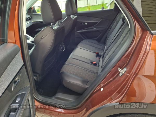 Brūns Peugeot 3008 2017 Tallina, ar dzinēja tilpumu 1.60 L un nobraukumu 187 tūkst. km par 10900 €, foto 9 vietnē AUTOMOTO.COM.LV