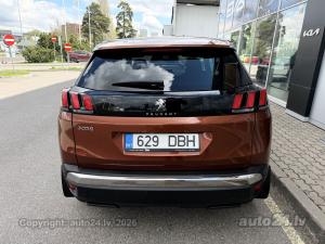 Brūns Peugeot 3008 2019 Tallina, ar dzinēja tilpumu 1.20 L un nobraukumu 93 tūkst. km par 14900 €, foto 4 vietnē AUTOMOTO.COM.LV
