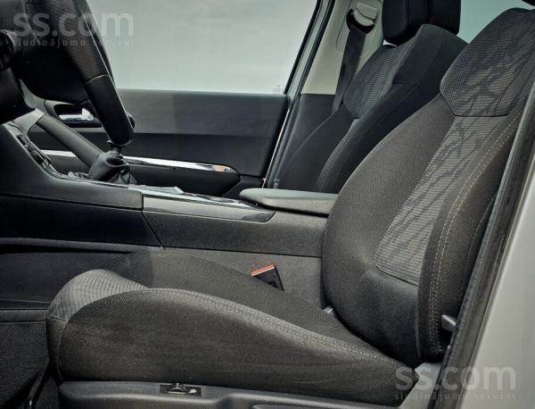 Peugeot 3008 2010 in Jelgava, with an engine capacity of 1.60 L and mileage of 170 thousand km for 4490 €, photo 8 on AUTOMOTO.COM.LV