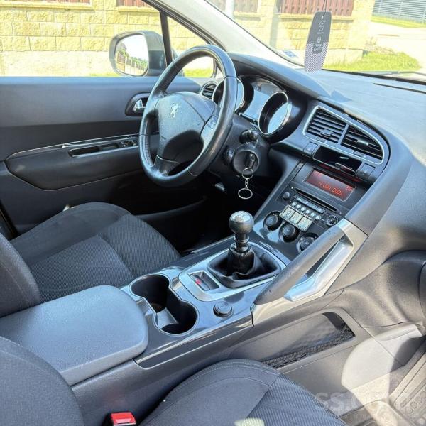 Peugeot 3008 2010 in Daugavpils, with an engine capacity of 1.60 L and mileage of 275 thousand km for 3950 €, photo 5 on AUTOMOTO.COM.LV