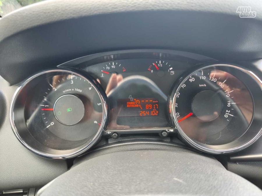 Peugeot 3008 2010 Šauļi, ar dzinēja tilpumu 1.60 L un nobraukumu 254 tūkst. km par 2900 €, foto 16 vietnē AUTOMOTO.COM.LV