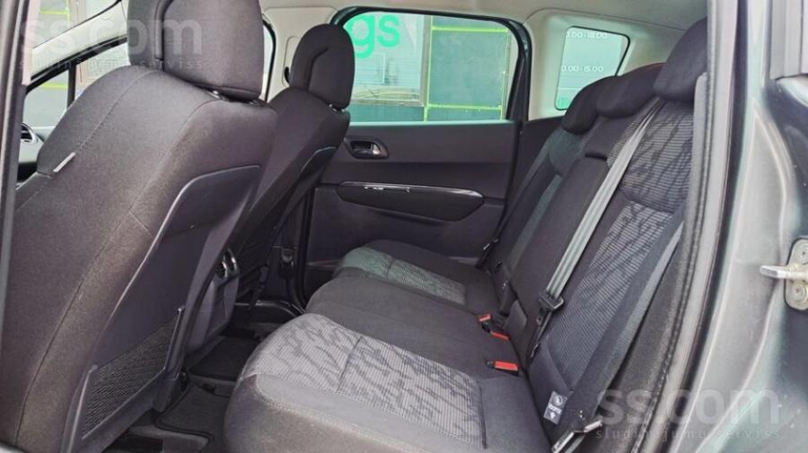 Peugeot 3008 2011 in Riga, with an engine capacity of 2.00 L and mileage of 186 thousand km for 4500 €, photo 18 on AUTOMOTO.COM.LV