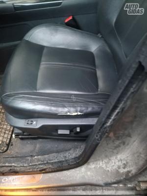 Peugeot 3008 2011 in Taurage, with an engine capacity of 2.00 L and mileage of 303 thousand km for 4900 €, photo 5 on AUTOMOTO.COM.LV