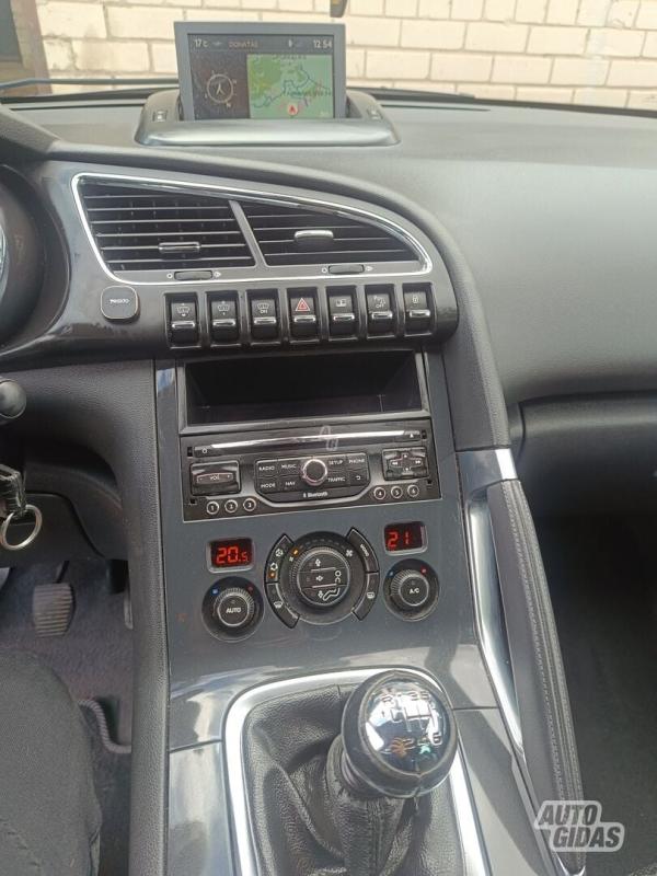 Peugeot 3008 2014 in Taurage, with an engine capacity of 2.00 L and mileage of 300 thousand km for 4000 €, photo 8 on AUTOMOTO.COM.LV