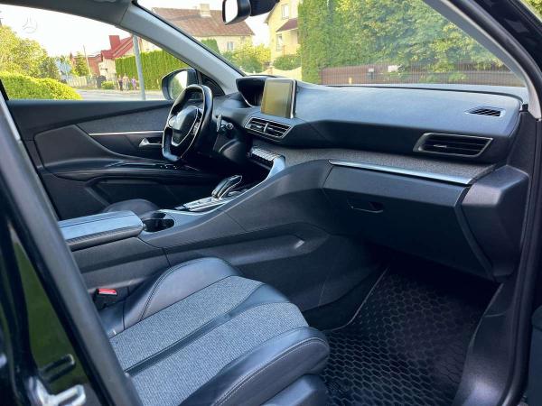 Peugeot 3008 2017 in Siauliai, with an engine capacity of 1.60 L and mileage of 257 thousand km for 12750 €, photo 3 on AUTOMOTO.COM.LV