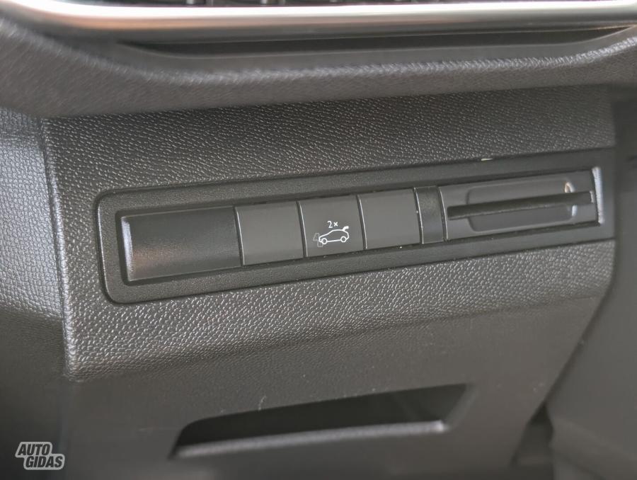 Peugeot 3008 2017 Šauļi, ar dzinēja tilpumu 1.20 L un nobraukumu 117 tūkst. km par 13500 €, foto 27 vietnē AUTOMOTO.COM.LV